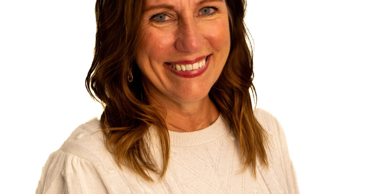 Debbie Robertson | Sunrise Tours