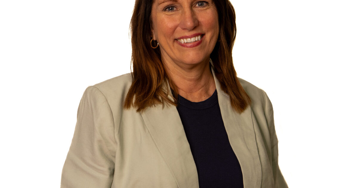 Debbie Robertson | Sunrise Tours