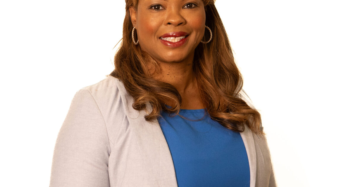 Dena Anderson | Sunrise Tours